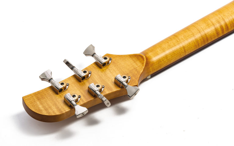 Test: Bacci Guitars Leonardo Dual Output Bariton | GITARRE & BASS