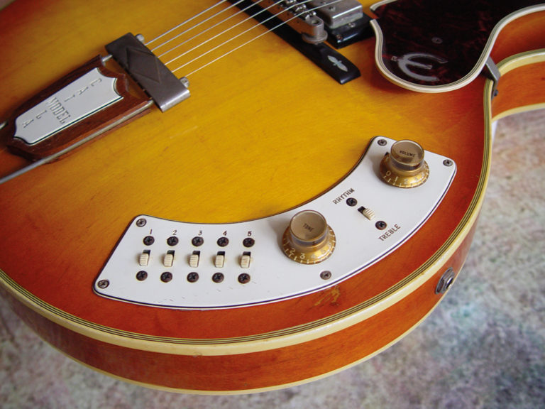 Vintage Guitar Stories: 1964 Epiphone ‚Al Caiola Custom‘ | GITARRE & BASS