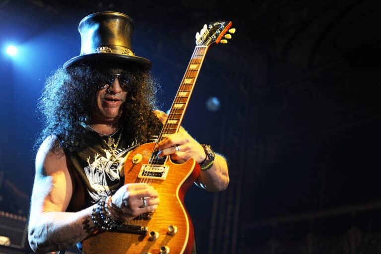 Slash: Equipment, Sound & Interviews | GITARRE & BASS