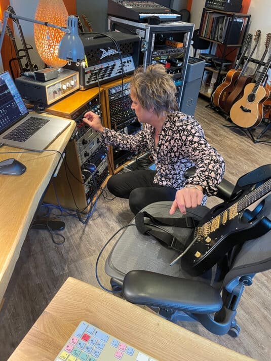 Till & Tone: Chefrock – mit Micky Beisenherz und Peter Keller | GITARRE ...