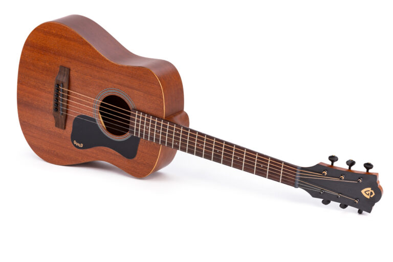 Guild Traveler im Test | GITARRE & BASS