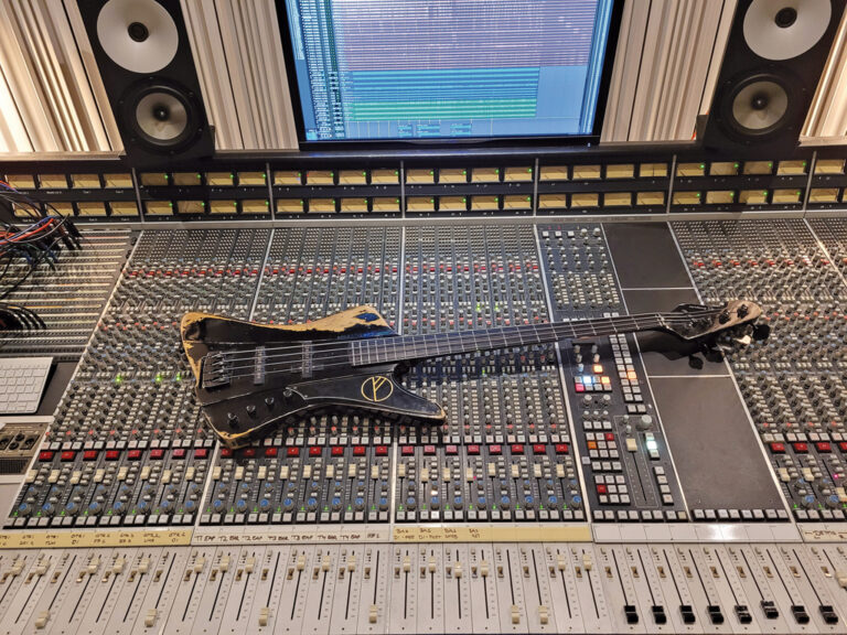 Zwischen Gothic Rock und Extrem Metal: Victor Brandt (Cemetery Skyline ...