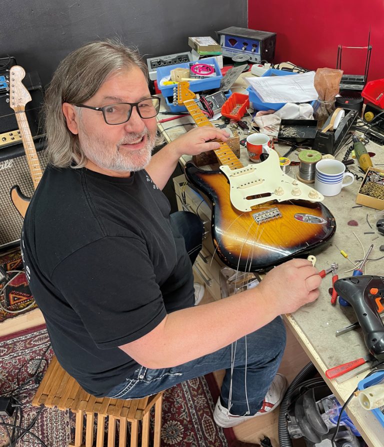 Till & Tone: Das Kind braucht einen Namen! | GITARRE & BASS