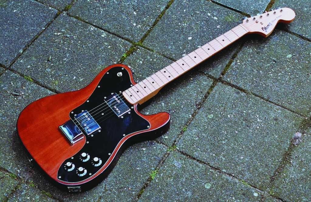 76_Tele De Luxe 2352 DX | GITARRE & BASS