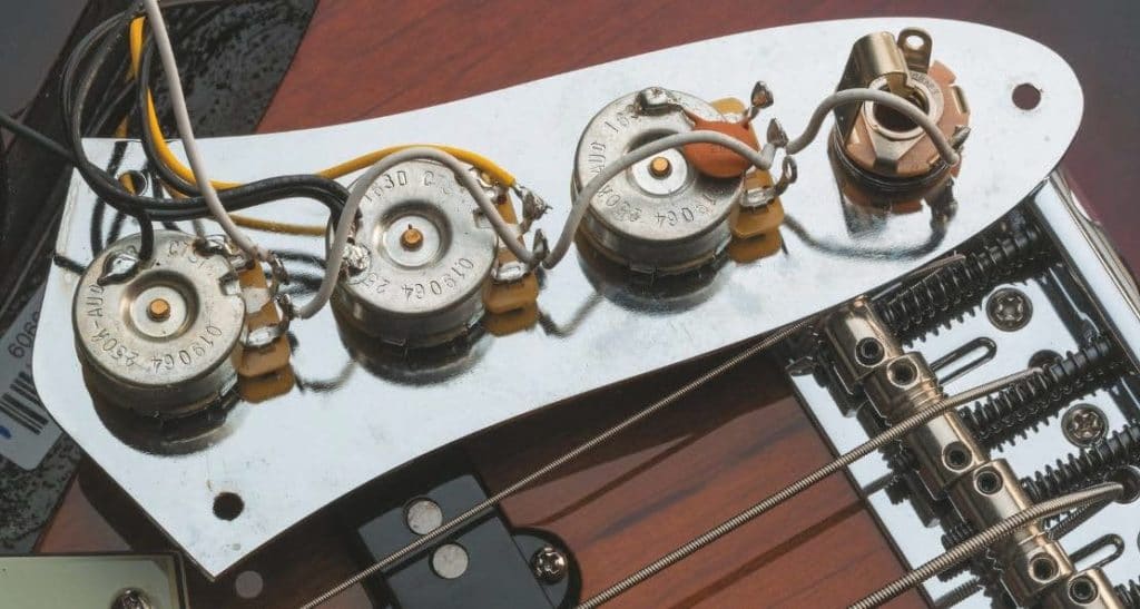 Fender American Professional Precision Bass And Jazz Bass Im Test 7703