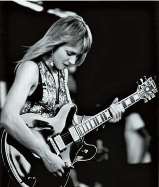 Interview: Witwe Christine Lakeland über J. J. Cale | GITARRE & BASS