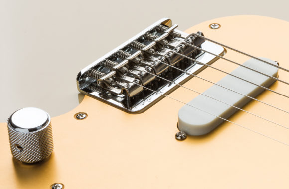 Test: Fender Mustang & Duo-Sonic | GITARRE & BASS