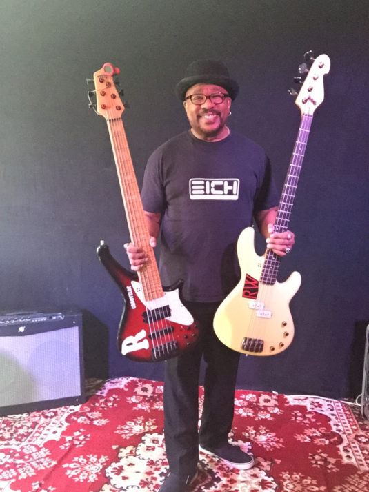Interview: Reggie Worthy | GITARRE & BASS