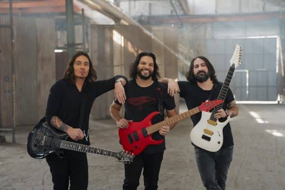 Mark Holcomb & Periphery: Djent Is Not A Genre | GITARRE & BASS